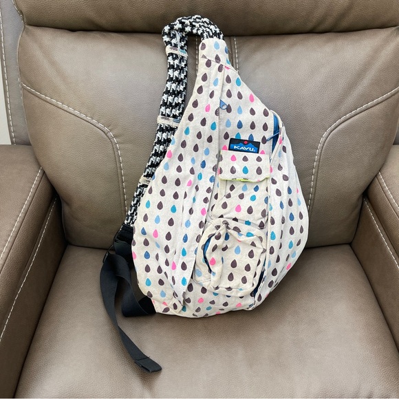 Kavu | Bags | Kavu Rope Sling Backpack With Multicolor Raindrop Pattern ...